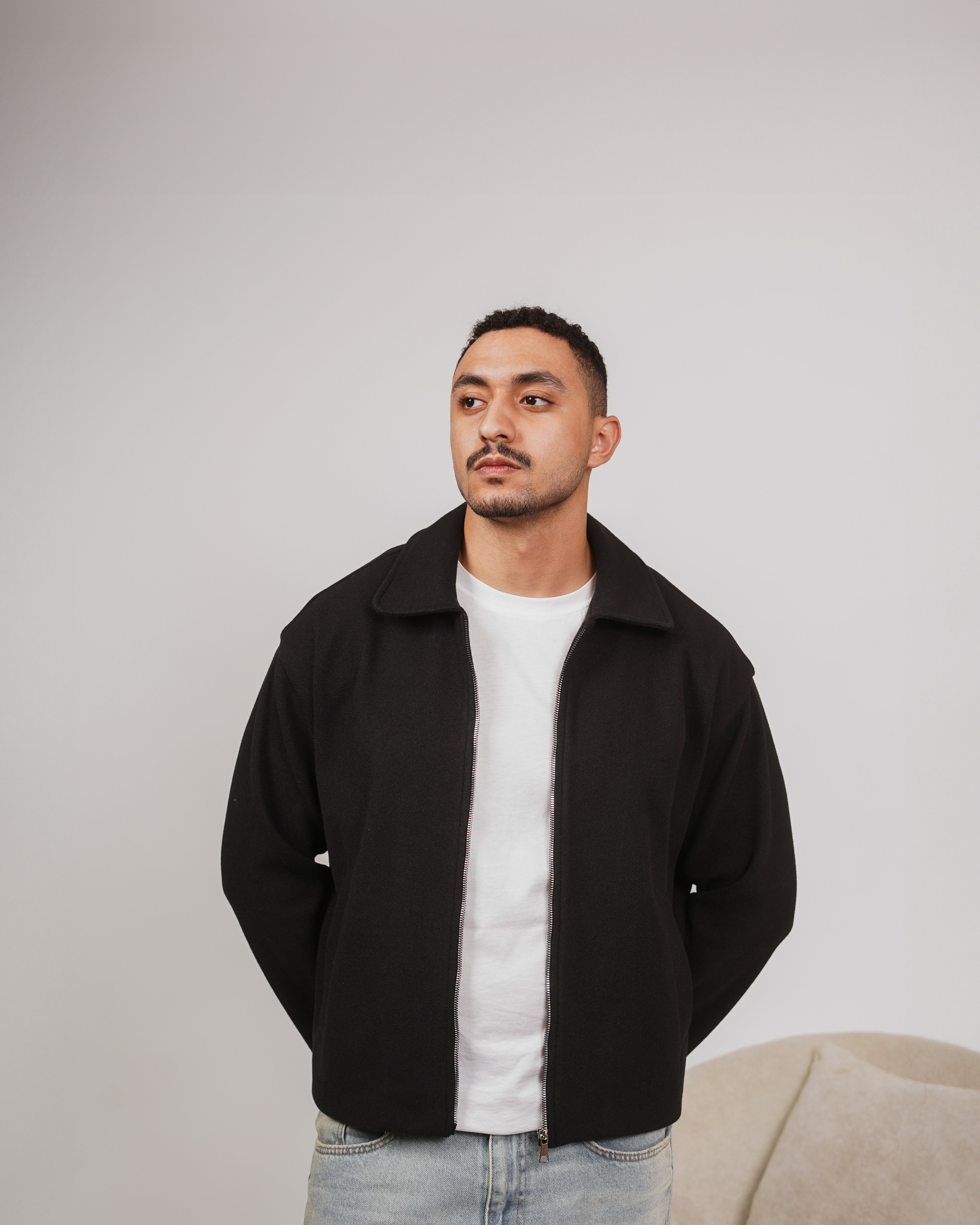Jacket – Verse